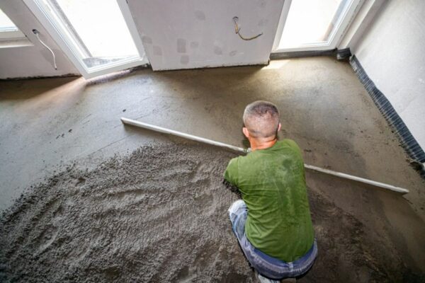 Manual vs Vibrating Screed: Which Delivers a Smoother Finish?